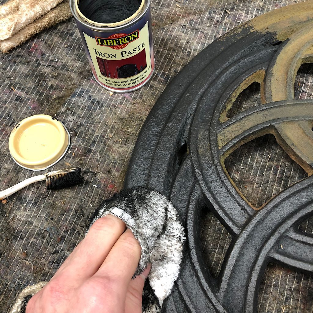 Liberon Iron Paste - For Cast & Wrought Ironwork - Priory Polishes